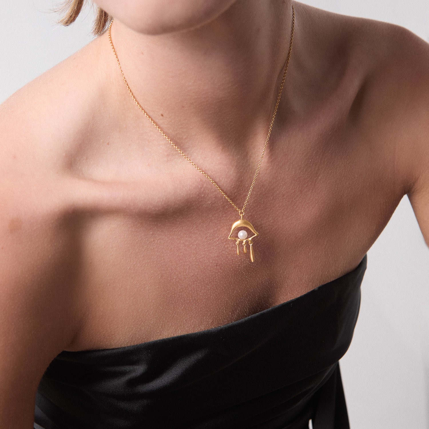 Golden necklace DALÍ, JEWELRY BY JOIDART eye | Joidart