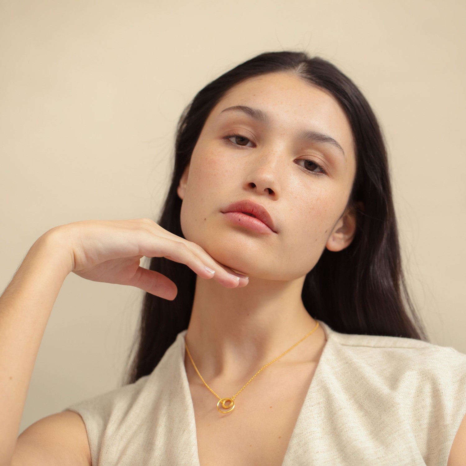 RALL GOLDEN NECKLACE