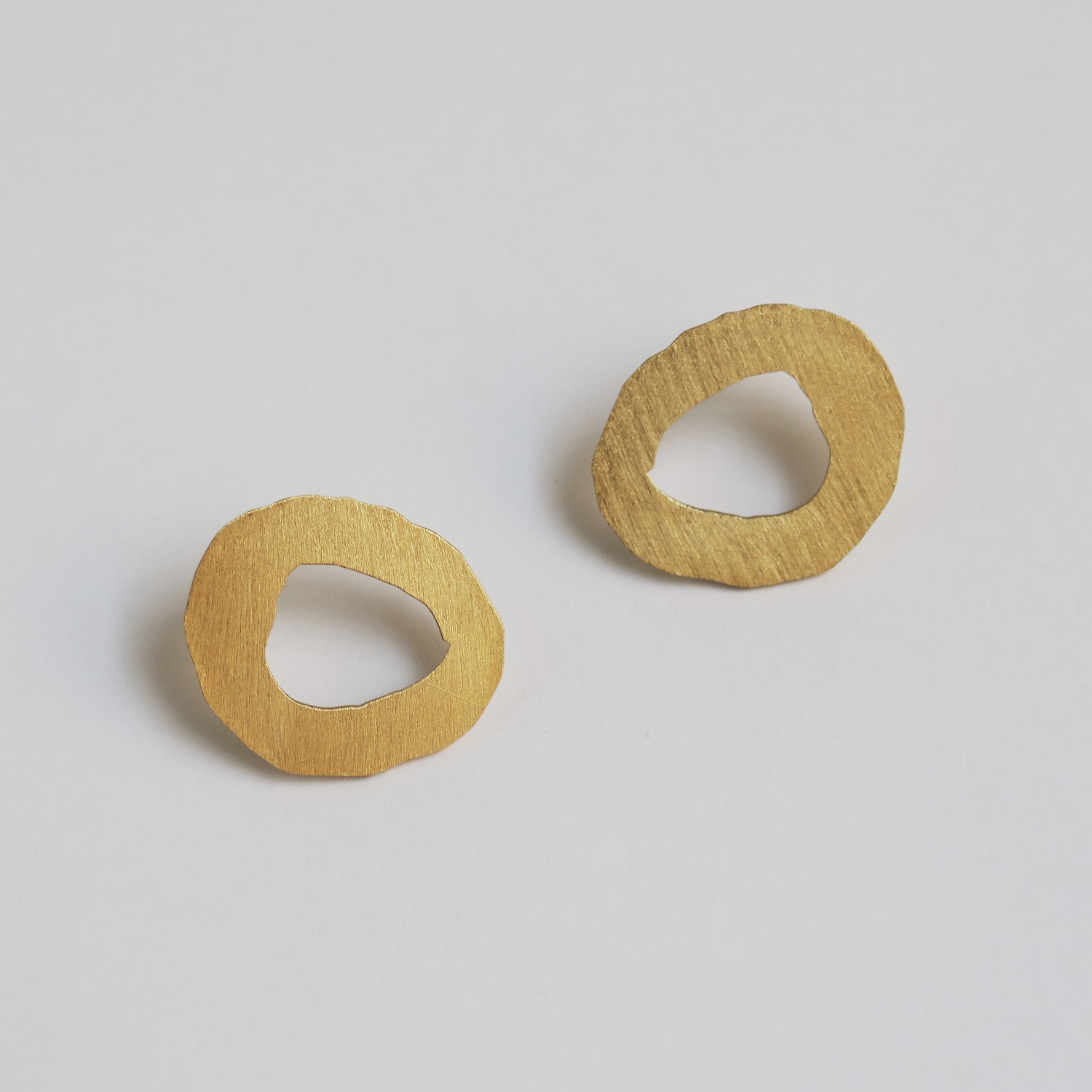 MIRÓ JEWELRY Boucles d'oreilles circulaires dorées avec bain d'or | Joidart