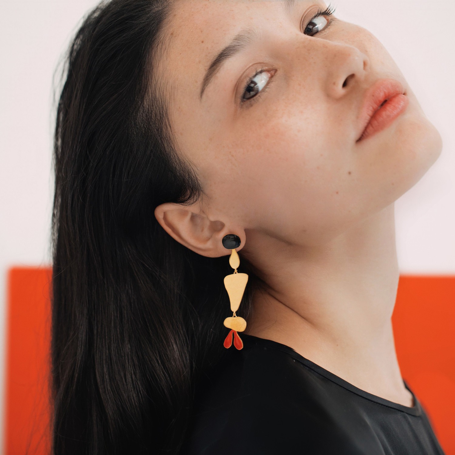 Pendientes dorados MIRÓ JEWELRY inspirados en Personnage | Joidart