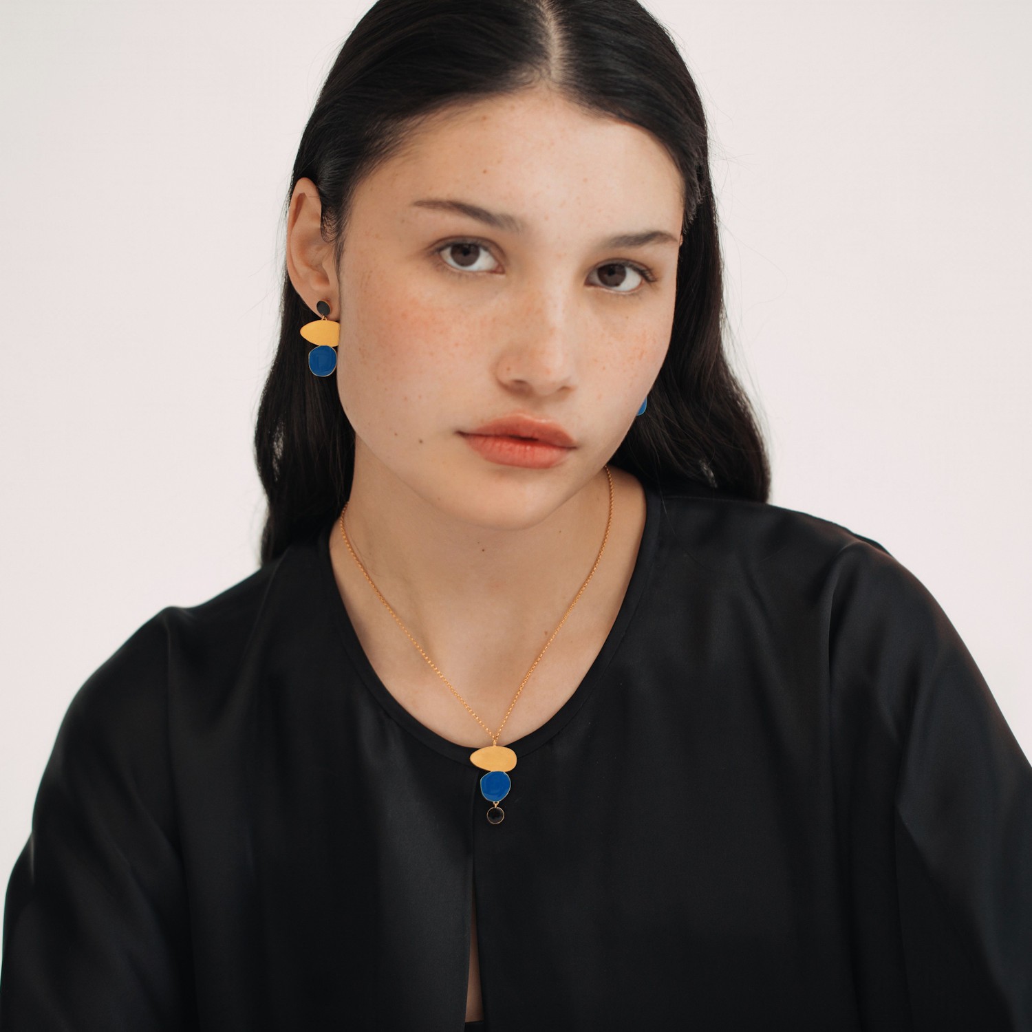 MIRÓ JEWELRY Golden necklace inspired by Papasseit | Joidart